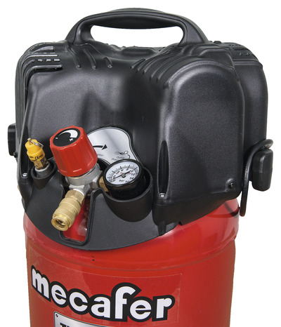 Compresseur 24 L - 1,5HP - 8 bar - Brico Dépôt